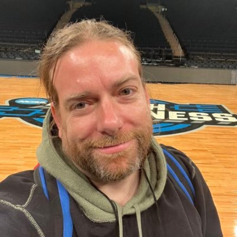 Dan McQuade | Defector