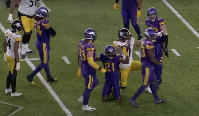 Chase Claypool Perhaps Loves His "Little First-Down Point" A Bit Too ...