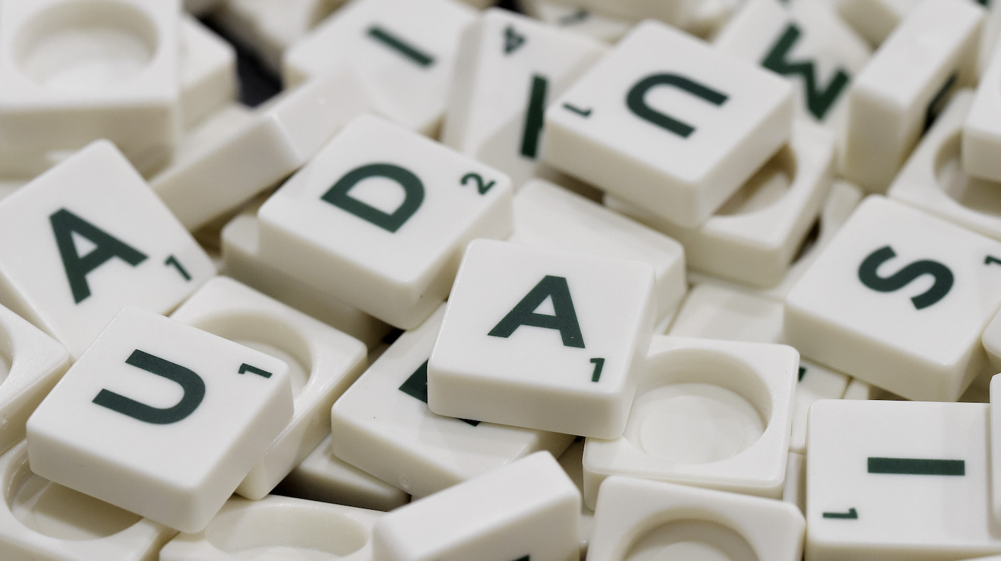 scrabble-tiles-ranked-defector