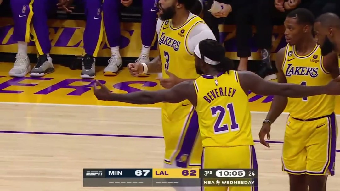 Lakers Demonstrate Enhanced Camaraderie In Preseason Loss | Defector