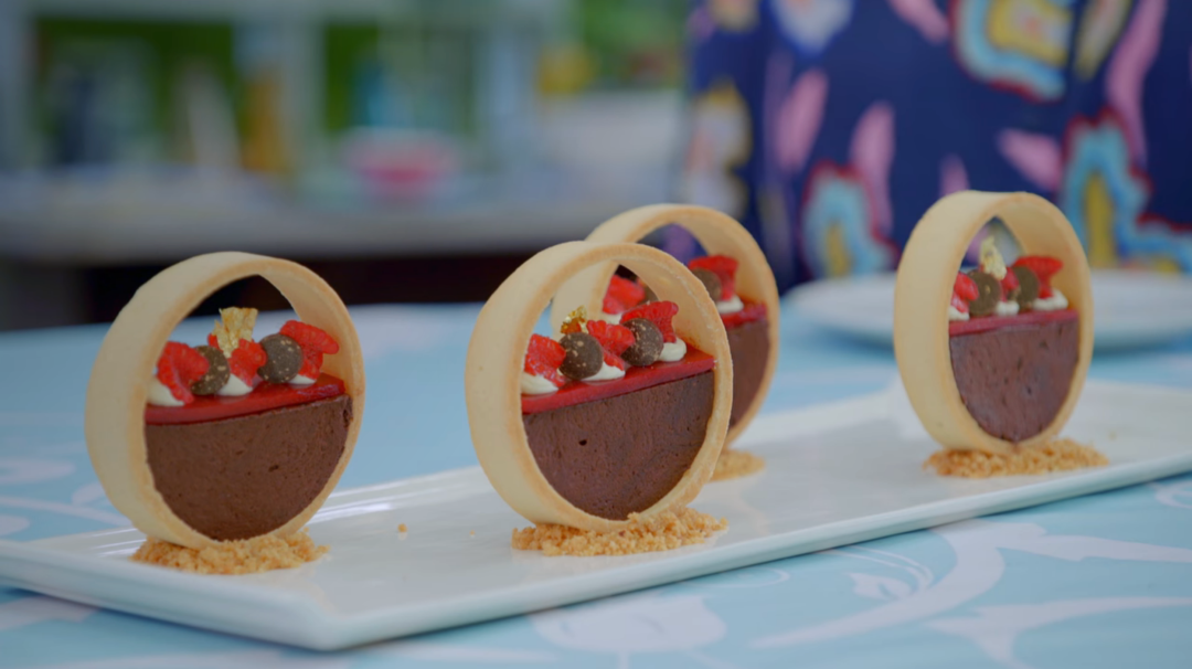 The Not-So-Great Defector Bake Off Collapses Under The Weight Of ...