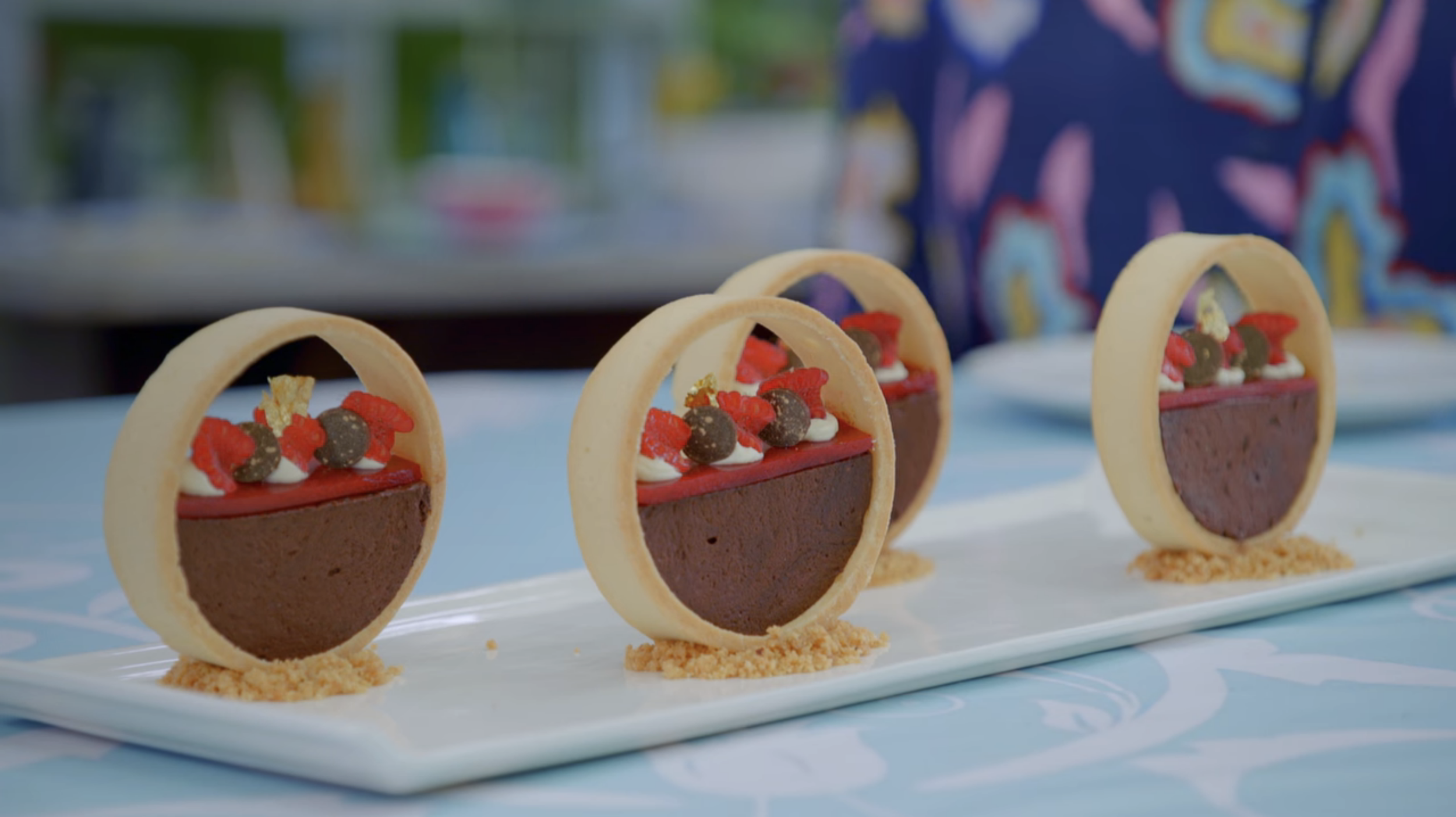 The Not-So-Great Defector Bake Off Collapses Under The Weight Of ...