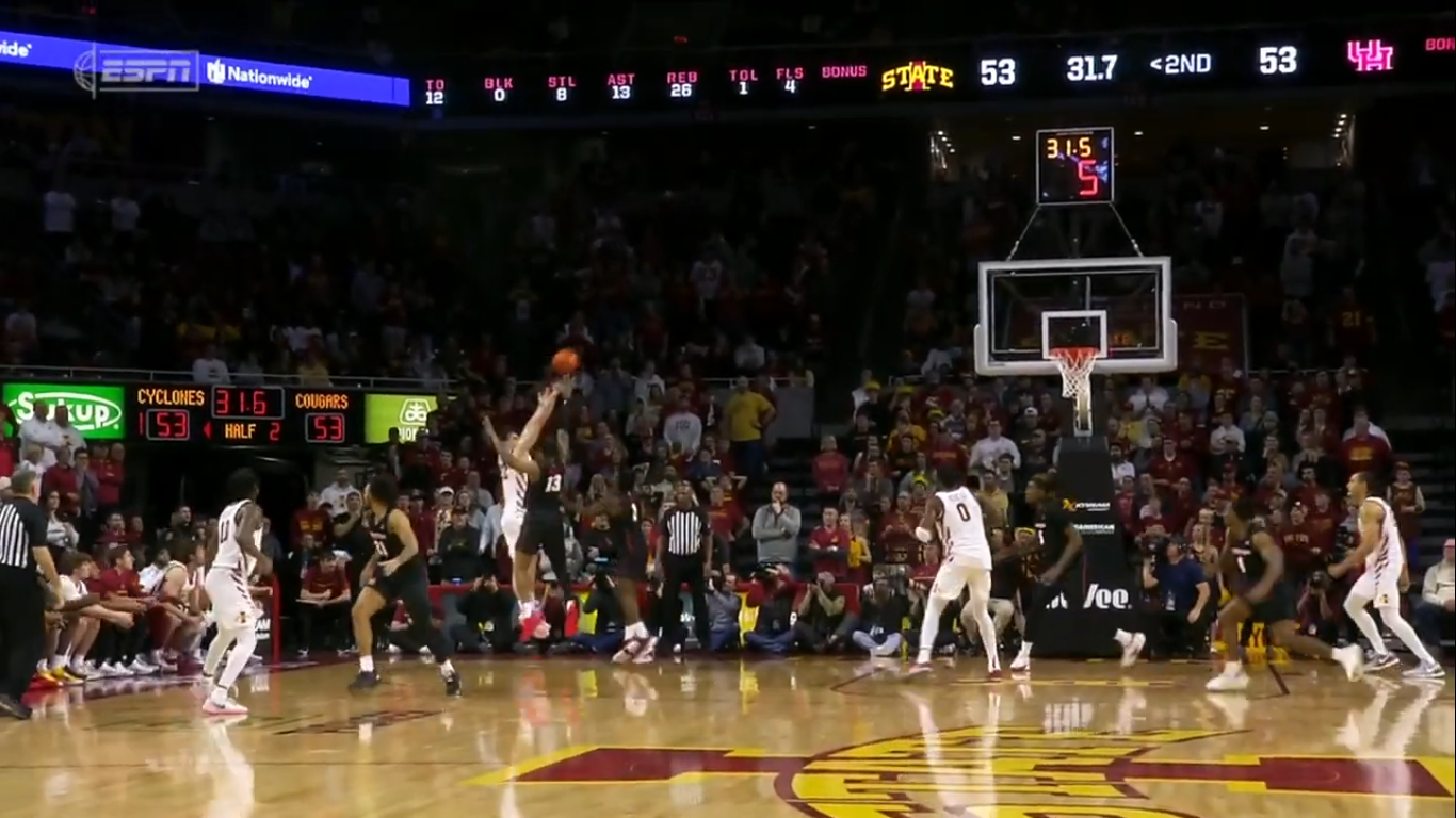 This Archaic Shot Beat The Last Undefeated Team In Men's College ...